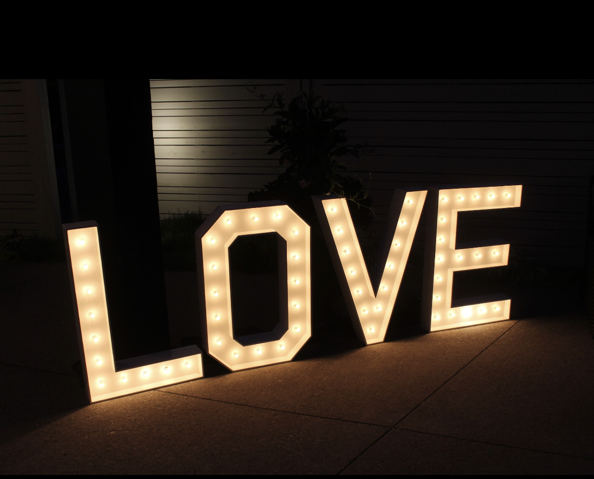 Marquee light up Letters (4FT.) - Toronto Marquee Letter Rentals